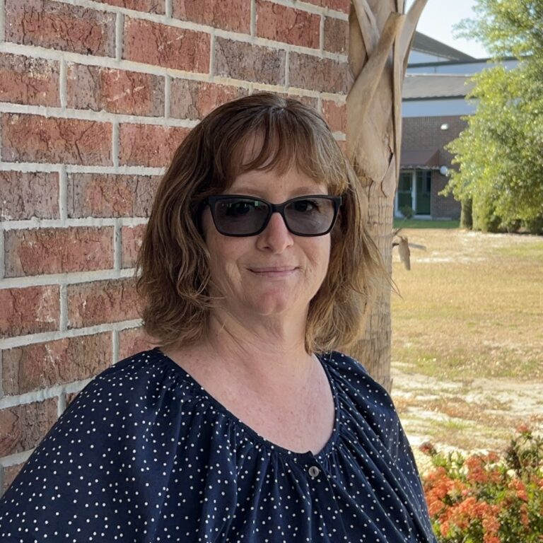 Registrar and Academic Advising - Warner University